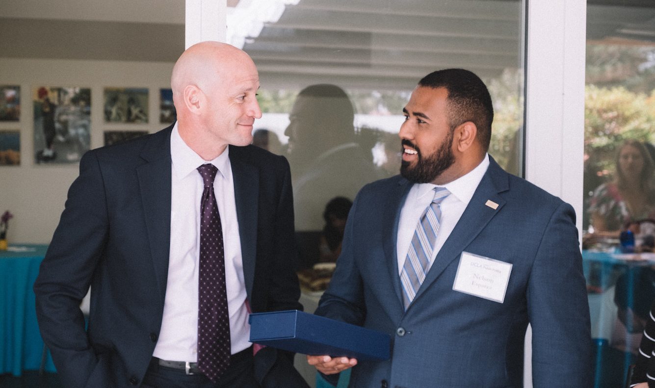 Nelson Esparza MPP ’15 Named Public Policy Alumnus of the Year