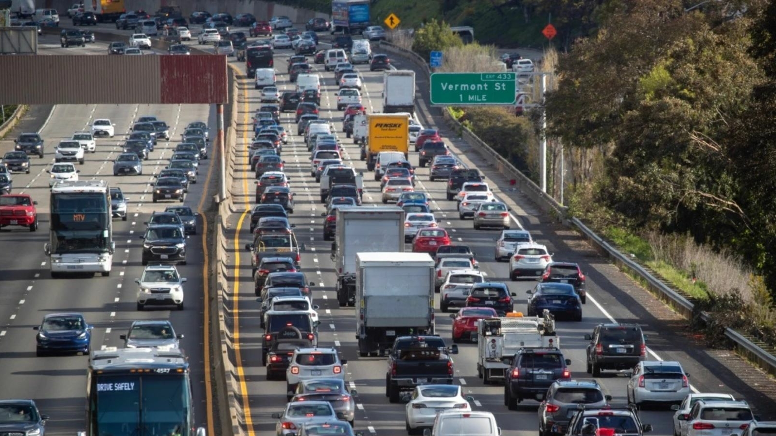 Manville Explains Why Freeways Are Congested Again